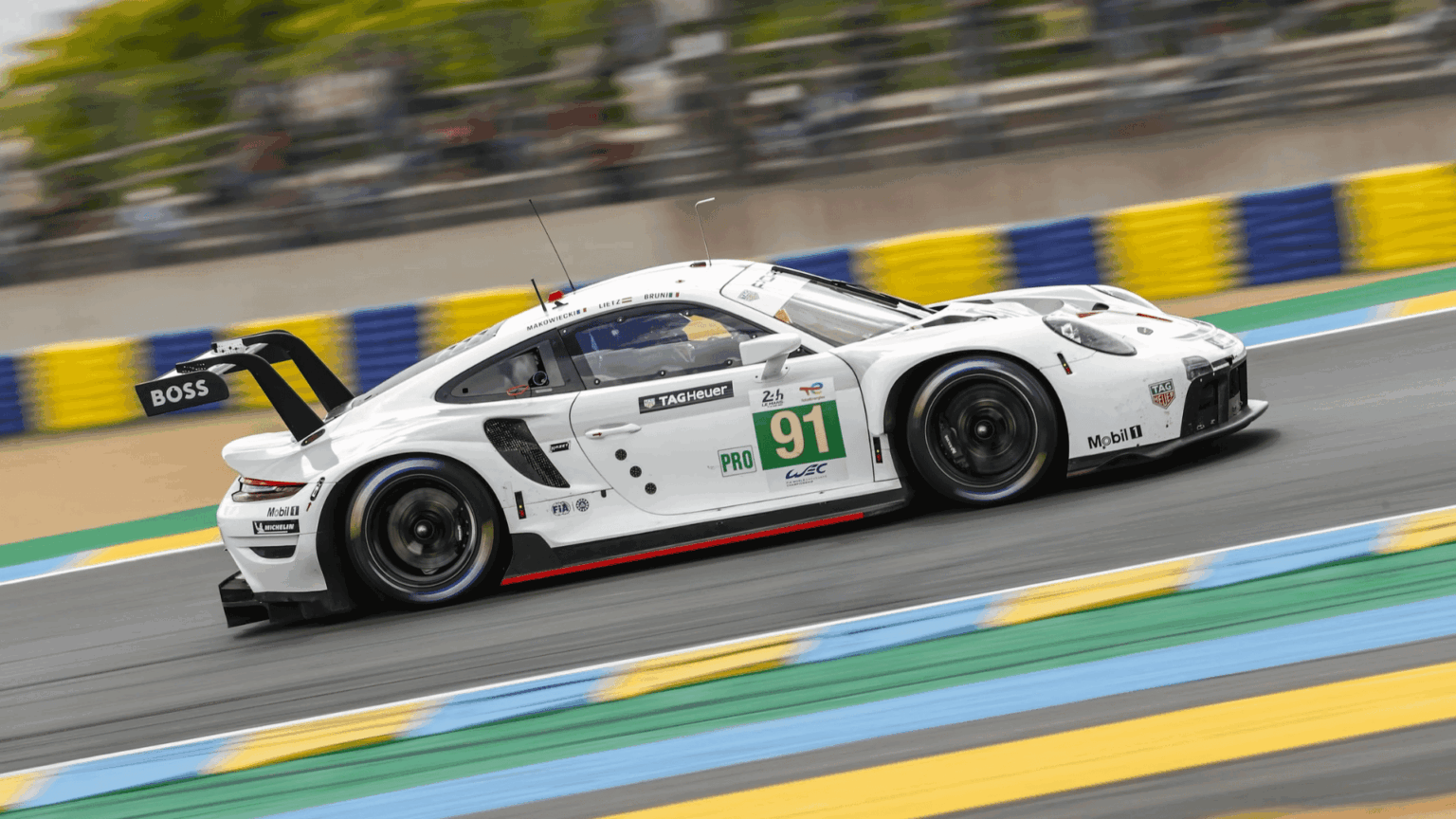 Porsche 911 RSR: All You Need to Know - Magnumm k5